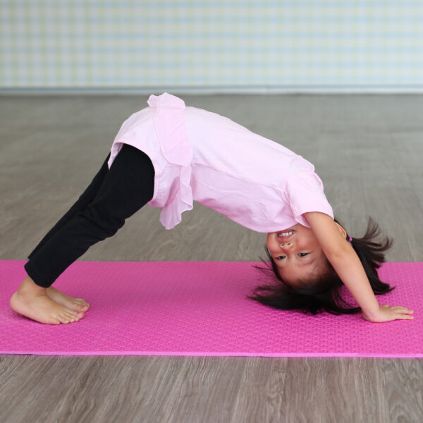Fun and simple flexibility exercises for kids | My Gym